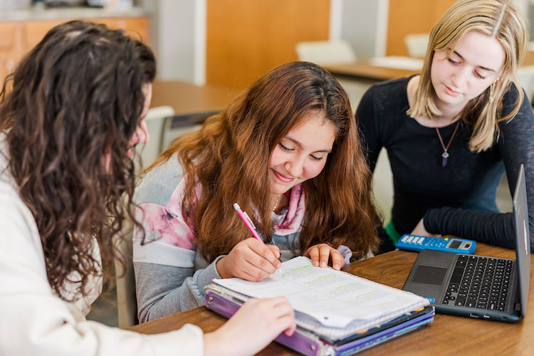 Volunteer – Outreach